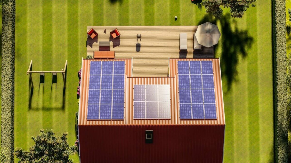 How Many Solar Panels to Power a House | SolarLab